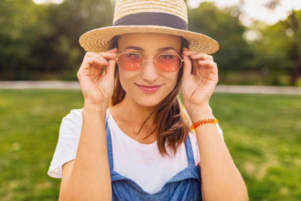 Is Buying Contact Lenses Online Safe - Learn Laugh Speak